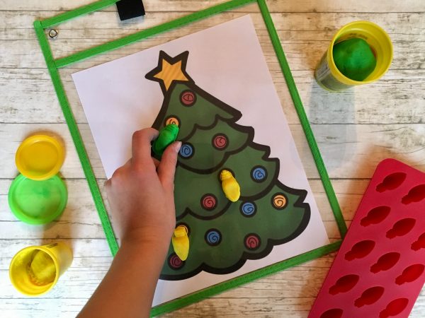 5 Easy Speech Therapy Ideas Using Common Christmas Items